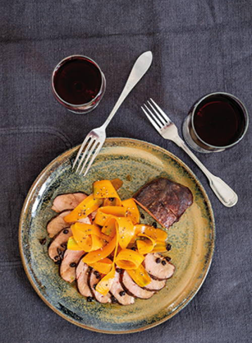 Eendenborst met wortelsalade